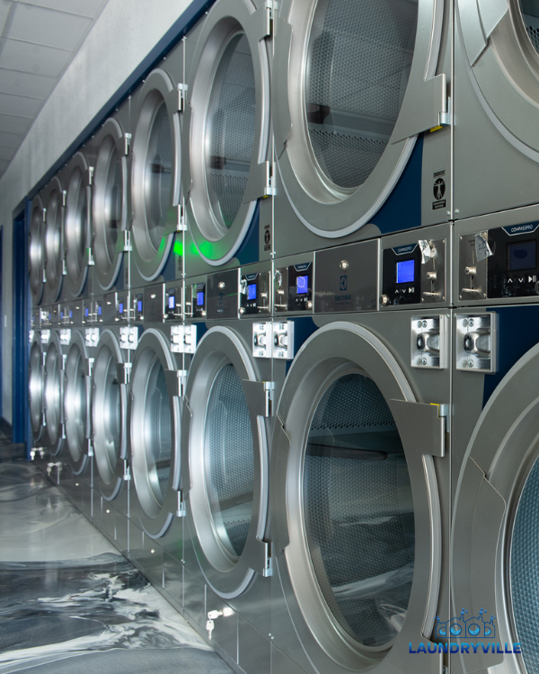 Large-Capacity Self Service Laundry near 80021 | Laundryville